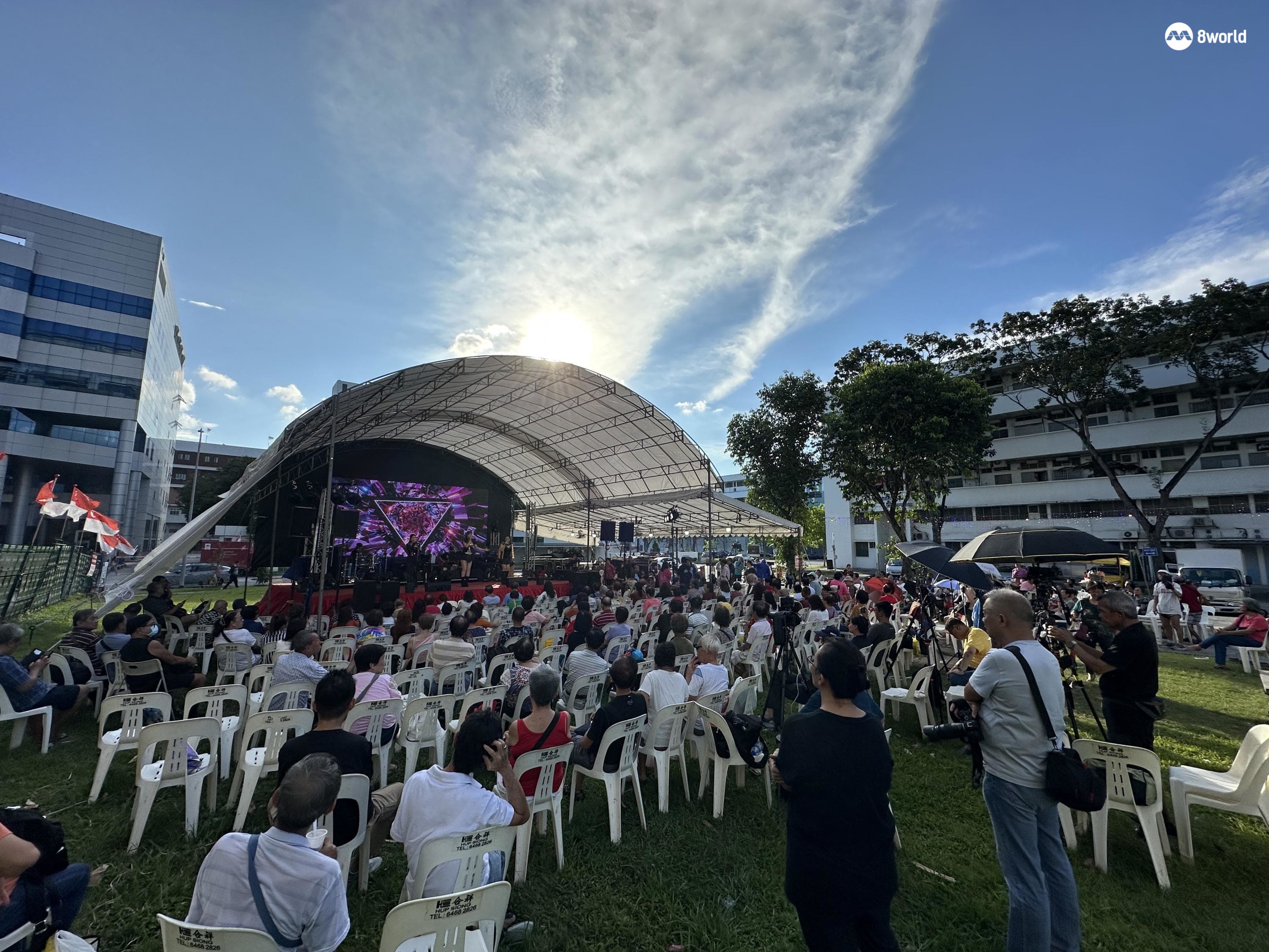 历来最大阵容歌台登场 60歌手轮番献唱庆SG60 - 8world