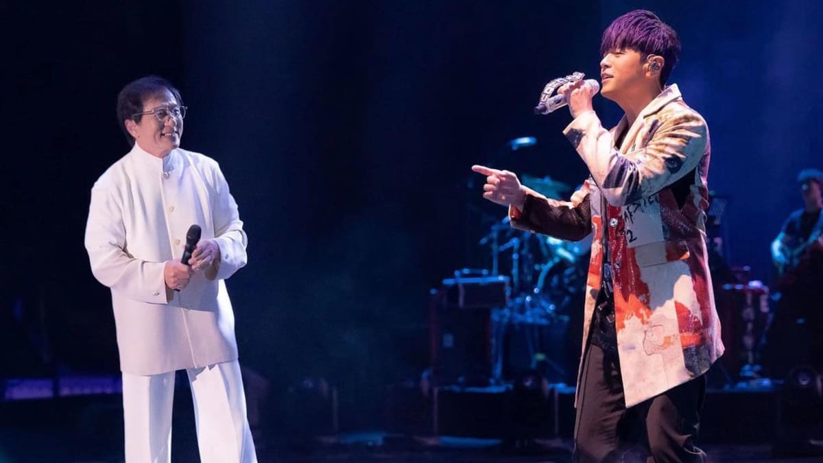 Hong Kong megastar Jackie Chan made a surprise appearance at Jay Chou's ...