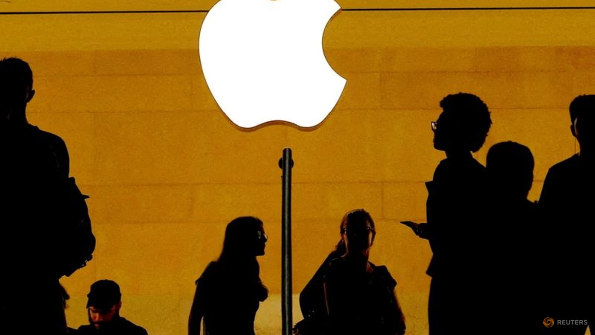 UK antitrust body raises concerns about Apple and Google's mobile ...