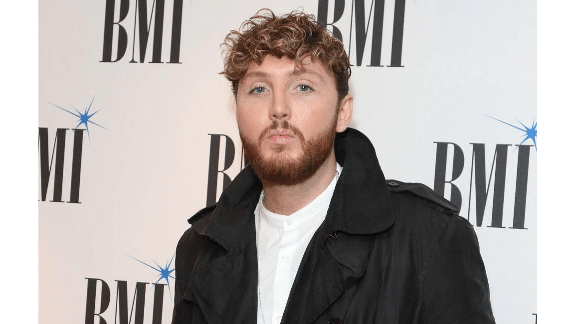 James Arthur builds home studio - 8days