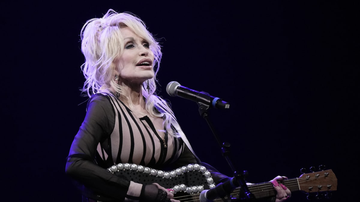 Carl Dean, Dolly Parton's husband of nearly 60 years, dies at 82 - CNA ...