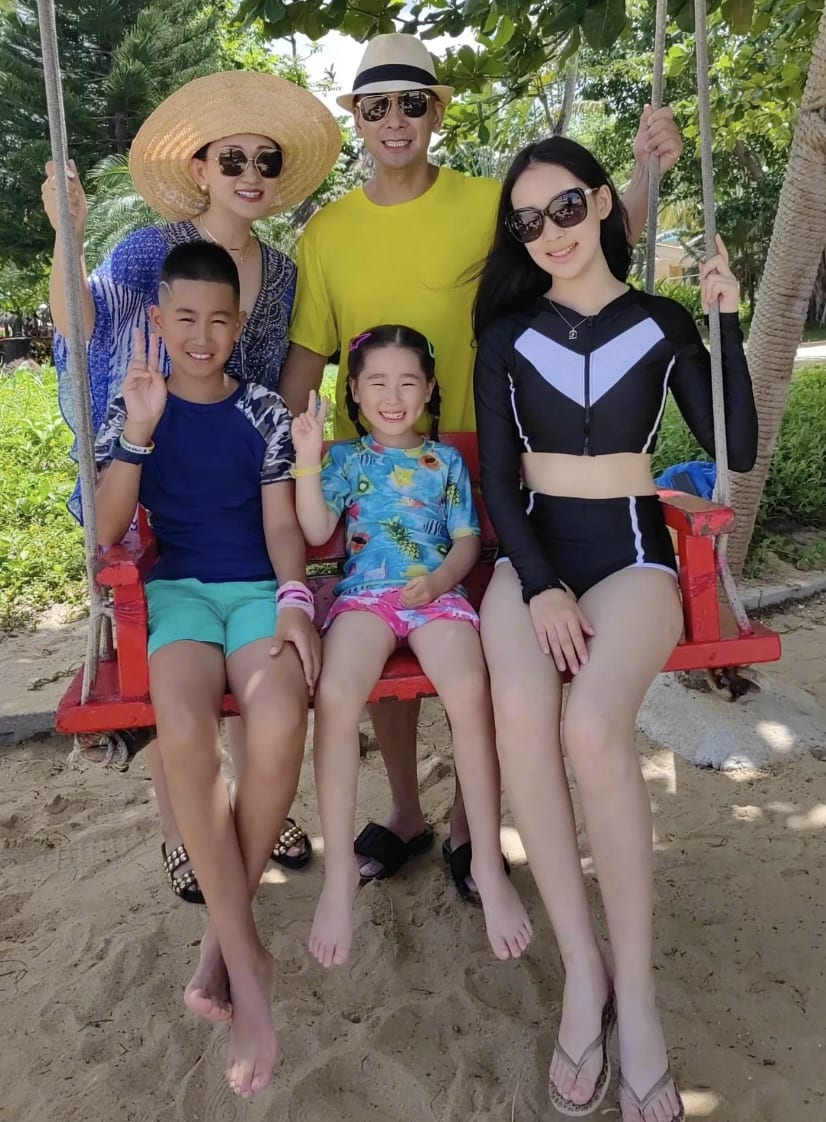 Vincent Zhao Reluctantly Sends 14-Year-Old Daughter Off To Switzerland ...