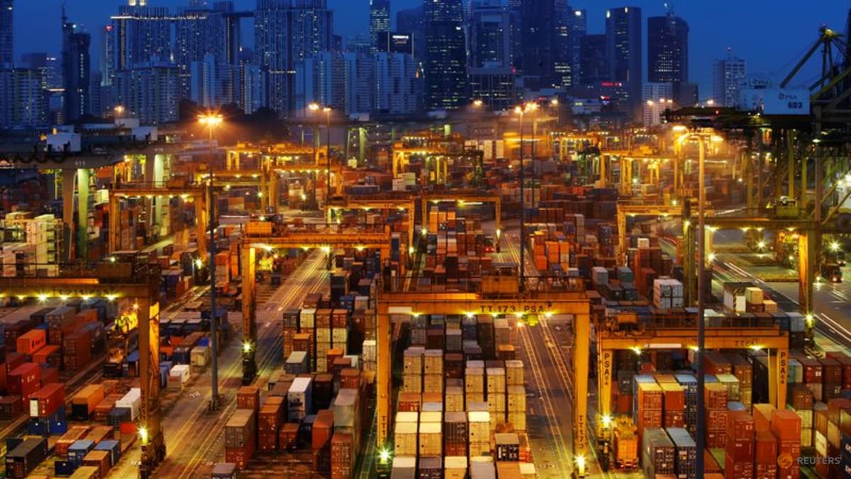 PSA Singapore breaks its annual handling record, surpasses 40m TEU ...