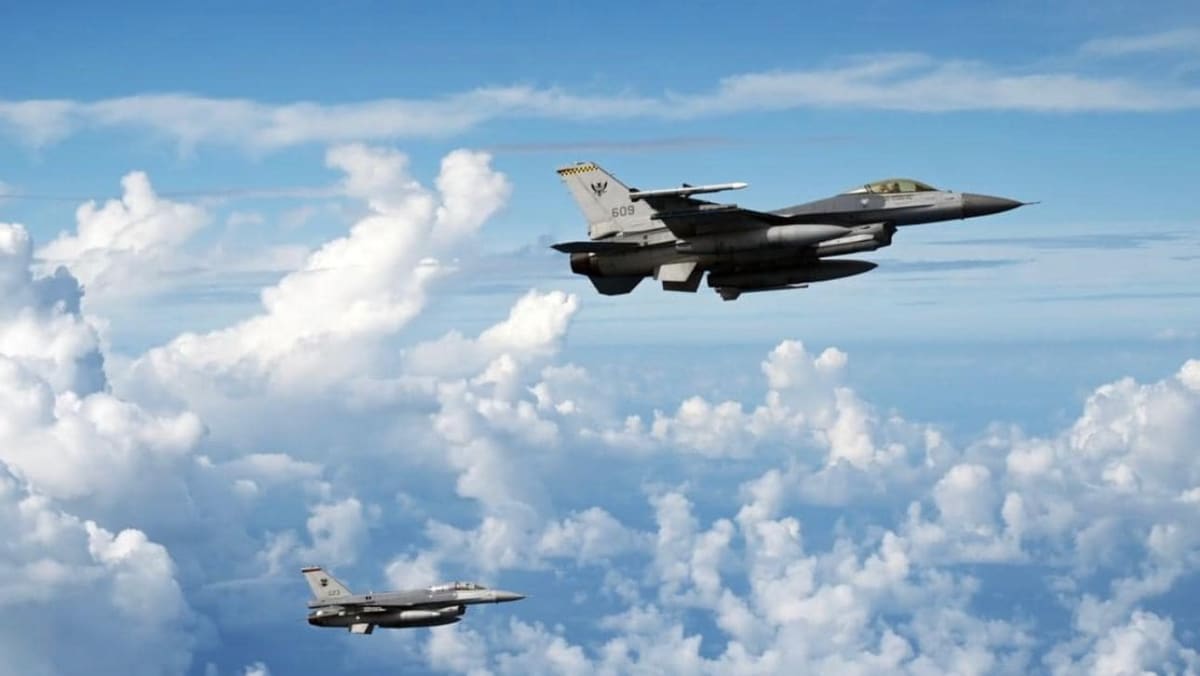 FAQ: What we know about F-16 fighter jets, their many years of service ...