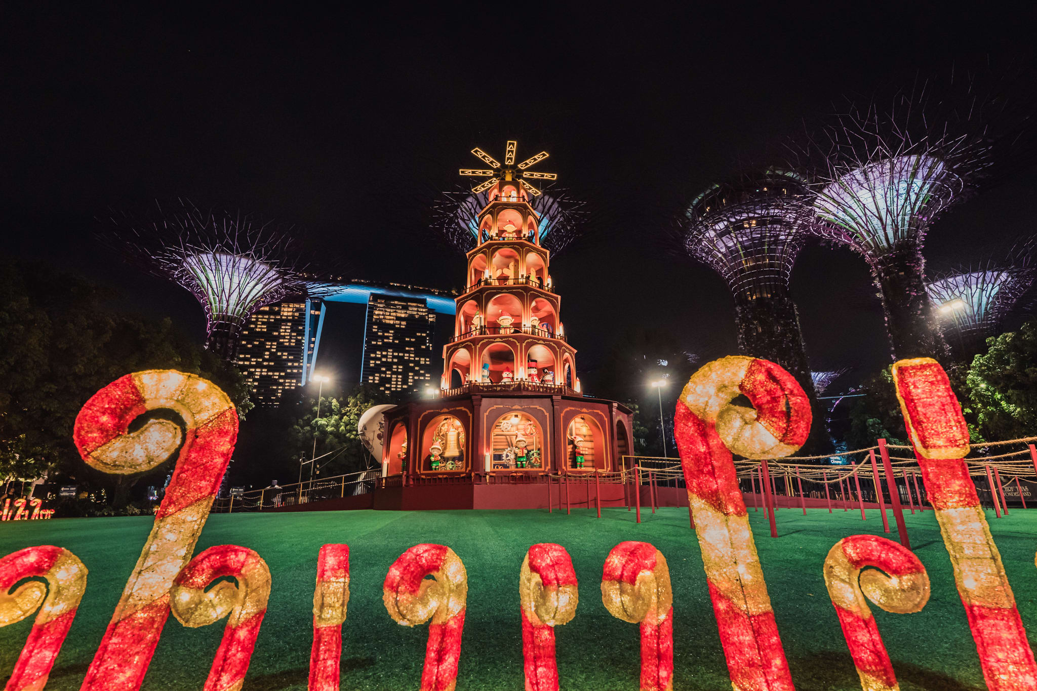 新加坡圣诞打卡攻略！9大主题乐园、嘉年华，一起坠入梦幻节庆季！ - vibes by 8world