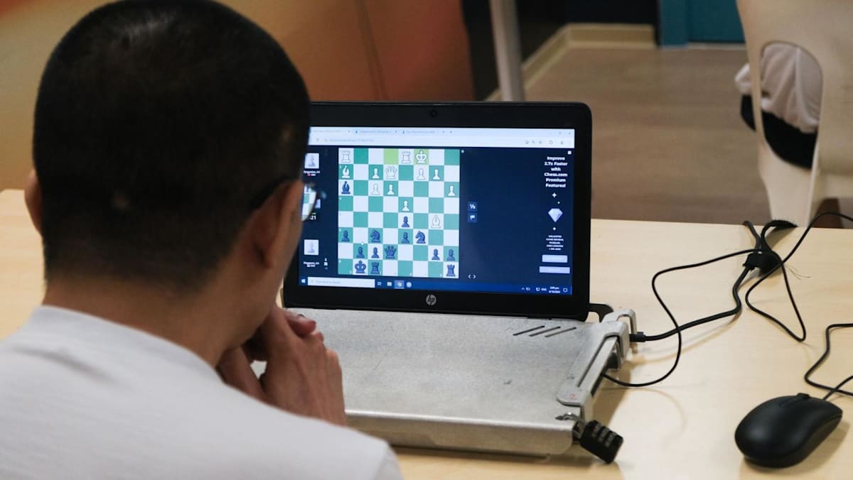 In this Singapore prison, chess helps inmates leave the past behind ...