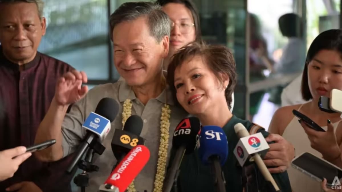 Pengundi 'lebih mahukan peluang miliki' Presiden dan isteri anak watan ...