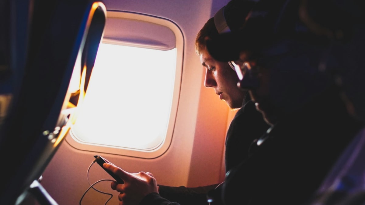 9 essential in-flight gadgets to help you travel smarter - CNA