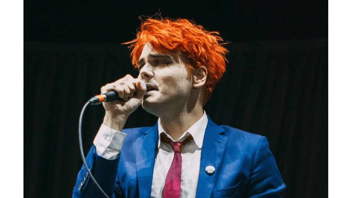 Gerard Way's The Umbrella Academy joins Netflix - 8days