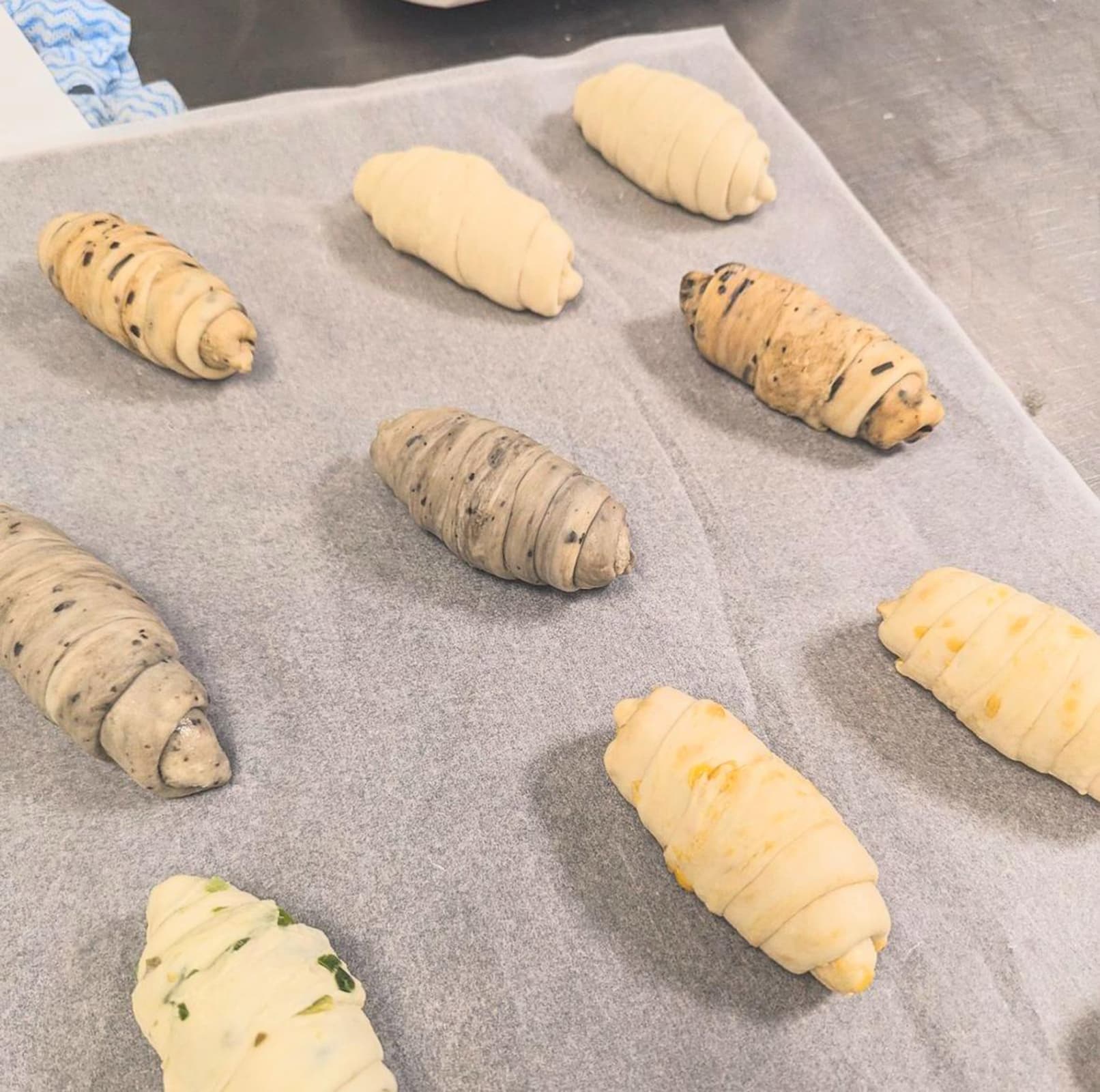 Long Queues Seen At New Shio Pan Stall Opened By Sourbombe Doughnut ...