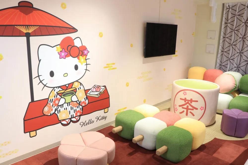 These Japan Hotels Have The Cutest Hello Kitty Rooms — KIV For Your ...