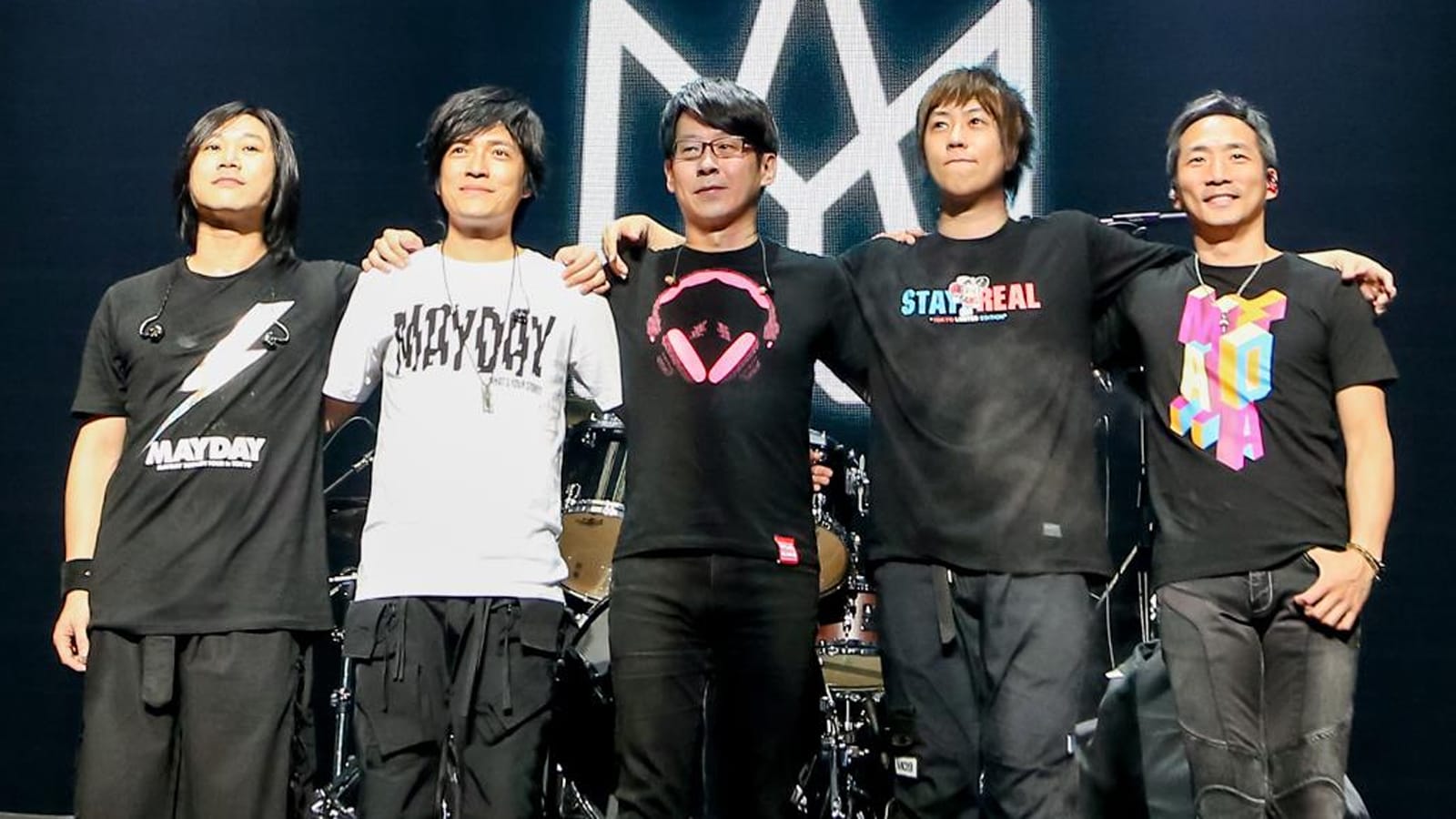 Mayday Thrills Fans By Keeping To Their May Date Promise With A Live ...