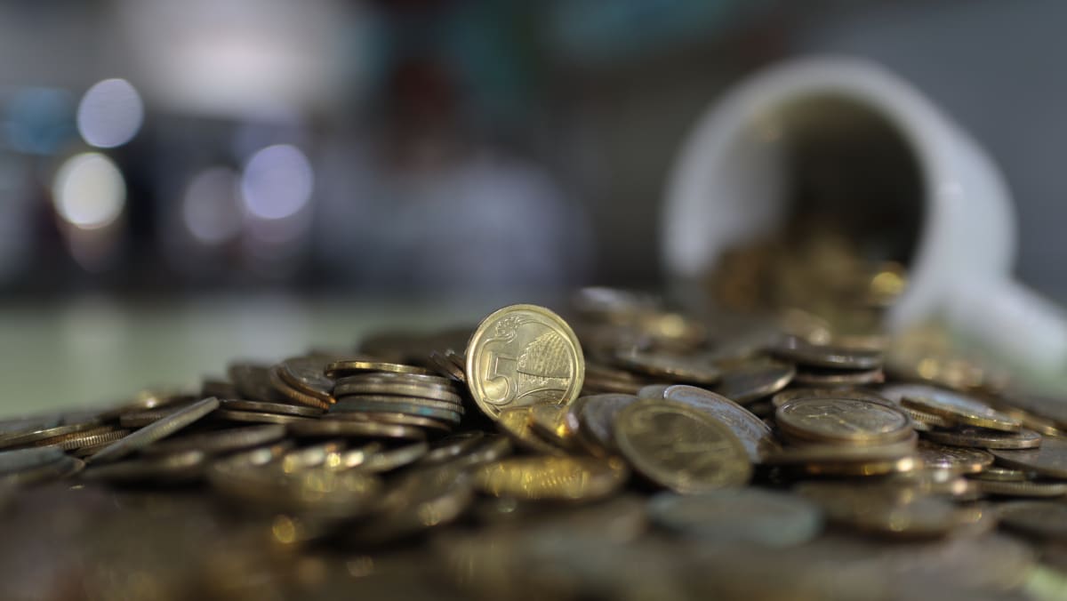 Commentary: Does paying with 5-cent coins make sense anymore? - CNA ...