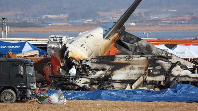 韩国延长波音737-800型客机特别检查工作 - 8world