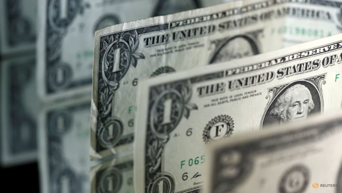 US dollar slumps as Trump's tariff deadline looms - CNA