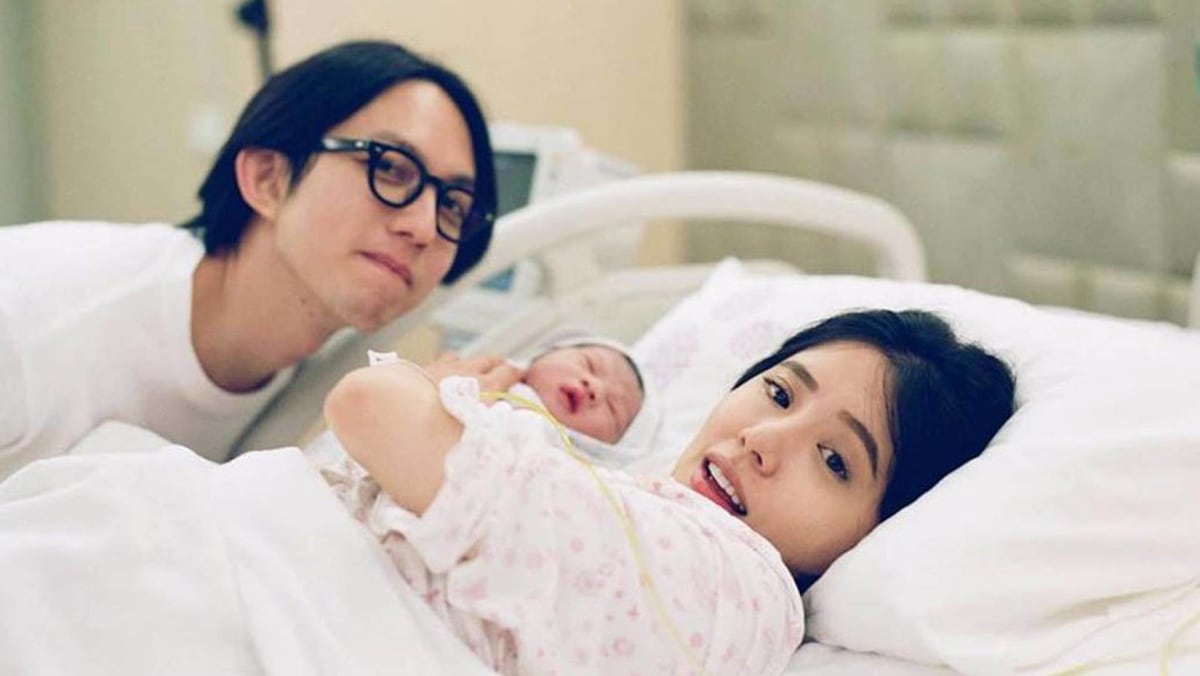 First photos of Yoga Lin’s baby revealed - 8days