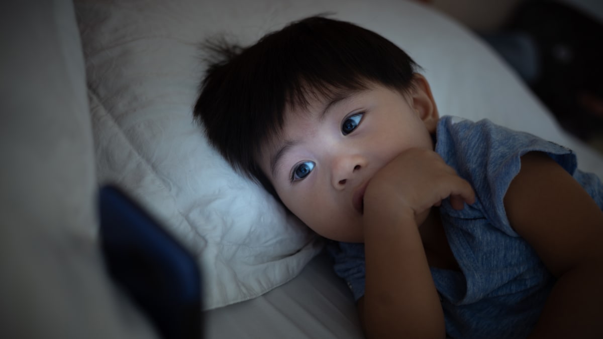 Children exposed to digital devices at an early age may have emotional ...