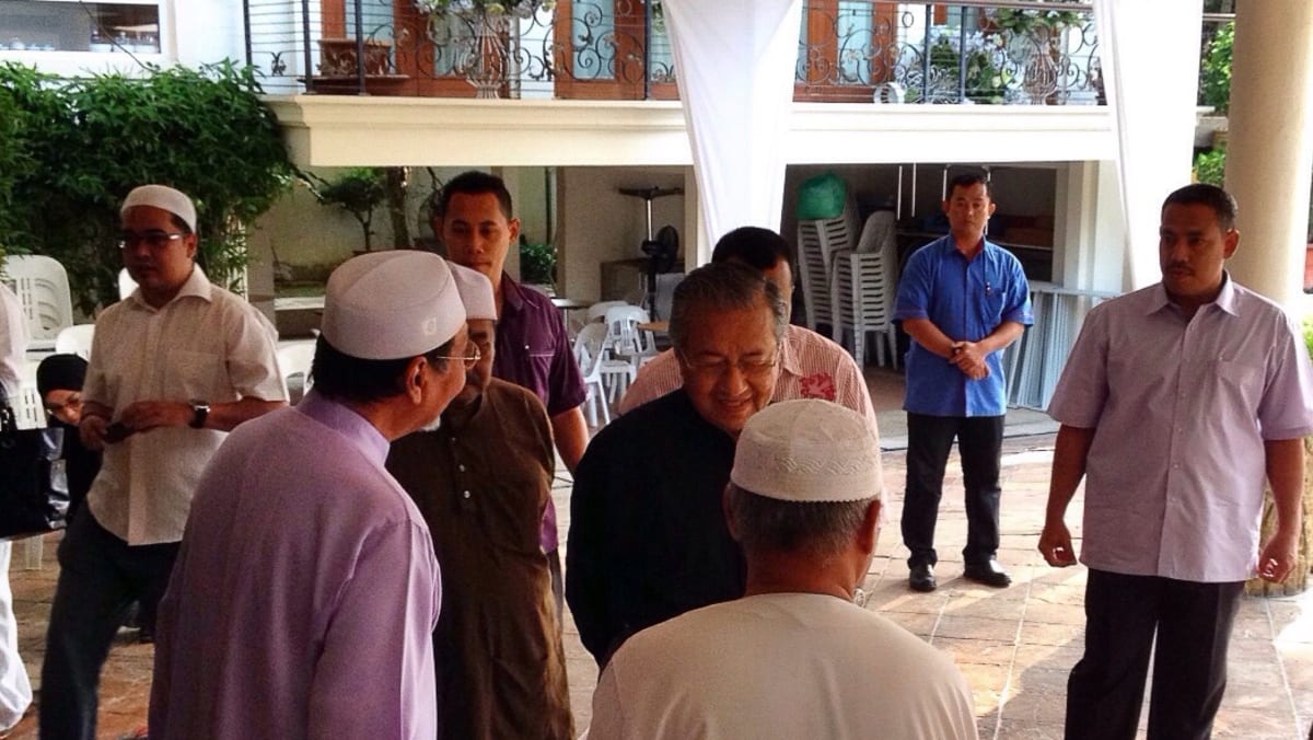 ‎Anwar’s father dies - TODAY