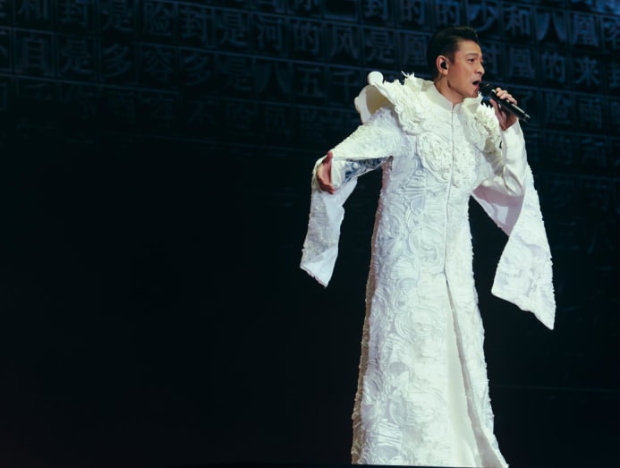 Andy Lau kicks off 4-night Singapore concert in grandeur, with 29 songs ...