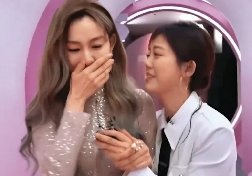 Christine Fan Suing Haters Who Mocked Her Out-Of-Tune Performance On ...