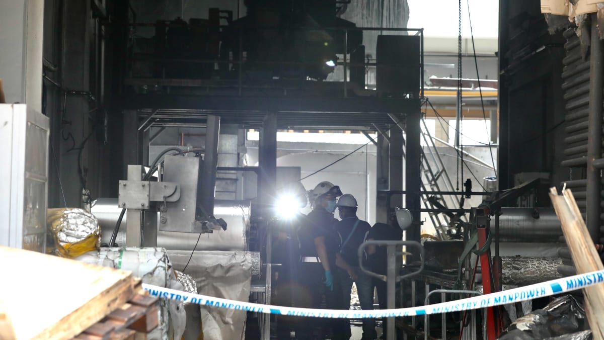 Fire at Tuas industrial unit: 3 workers dead, 5 in critical condition ...