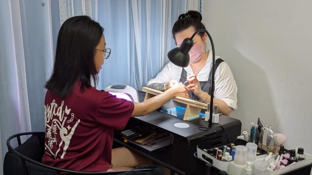 本地美甲店数量逐年增加 过去两年增逾1000间 使竞争越来越激烈 - 8world