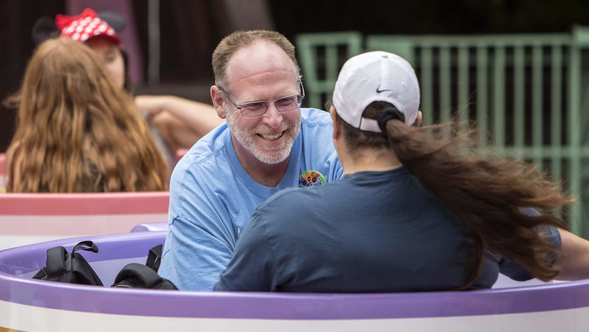 California man visits Disneyland 2,000 days in a row - TODAY