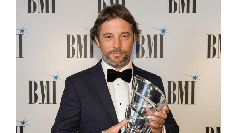 Jay Kay confirms he's married - 8days