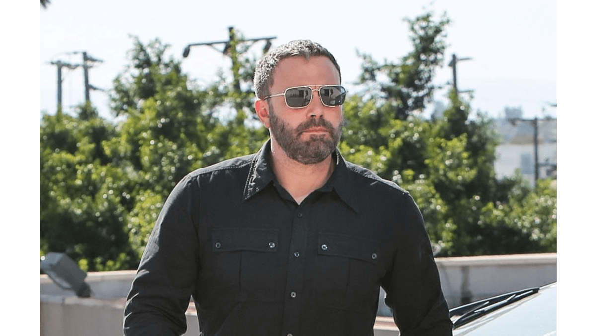 Ben Affleck admits relapse after celebrating sobriety - 8days