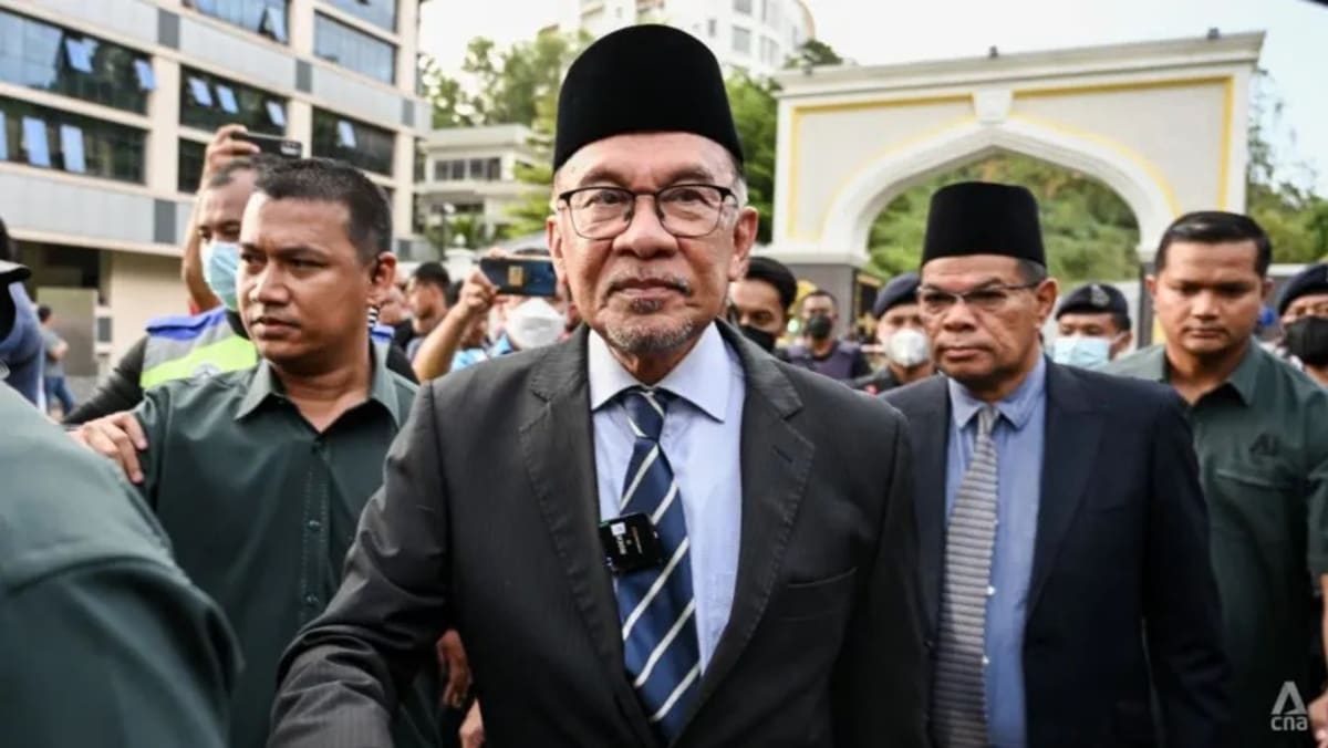 Pelantikan Kabinet M'sia bukan ganjaran atas sokongan, kata PM Anwar - BERITA Mediacorp
