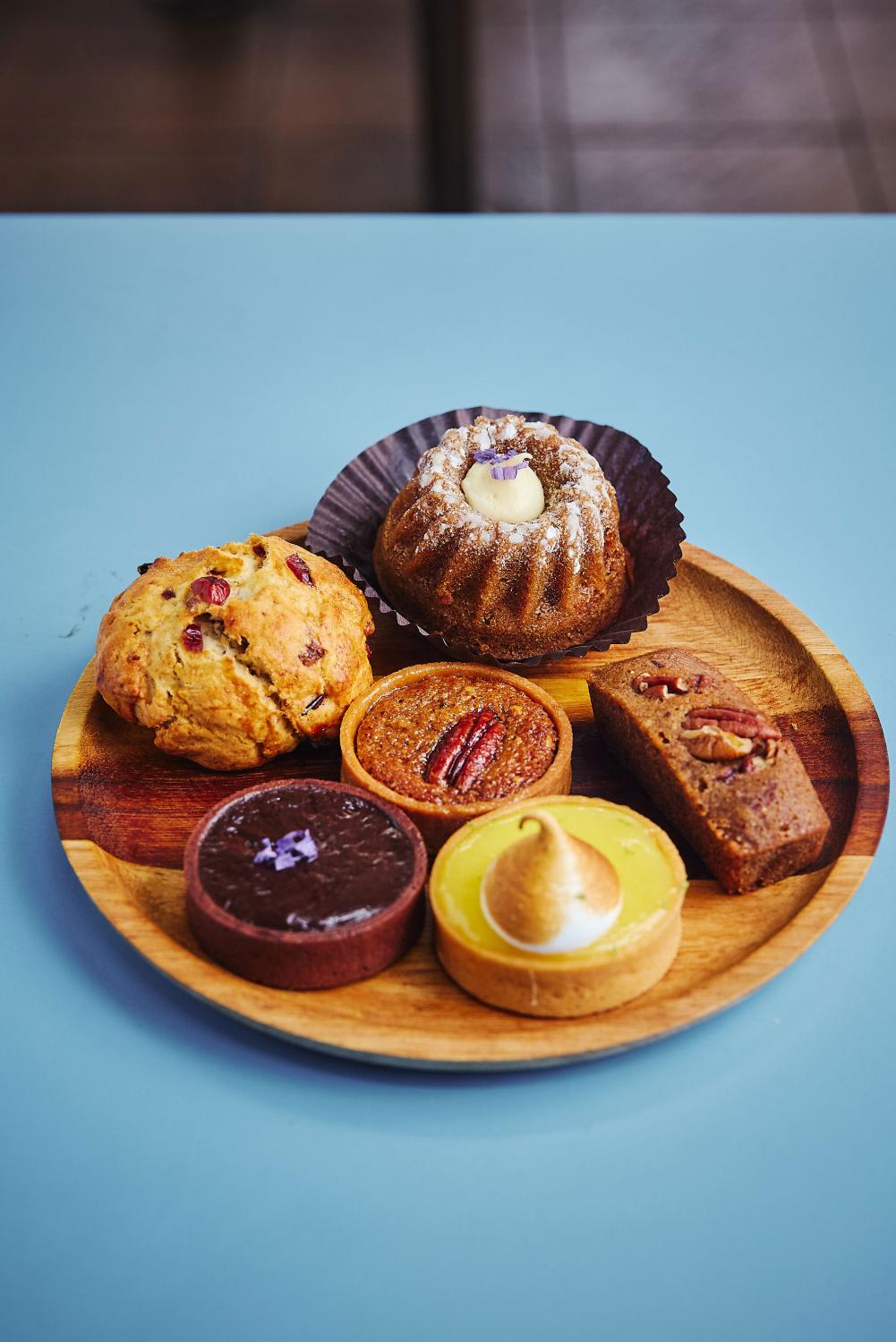 Ex-hotel pastry chef sets up hawker stall: ‘Why spend S$7 at an atas ...