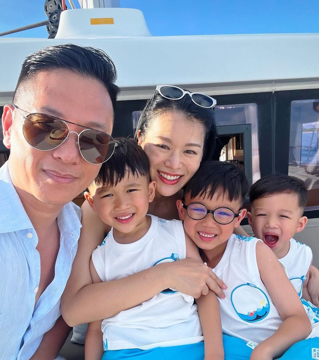 Myolie Wu’s Son, 7, Turns Back & Waves Bye To Her 16 Times On First Day ...