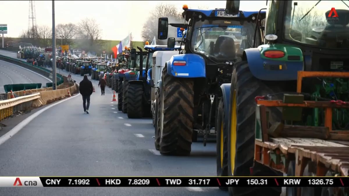 French farmers protest as part of Europe-wide movement - CNA