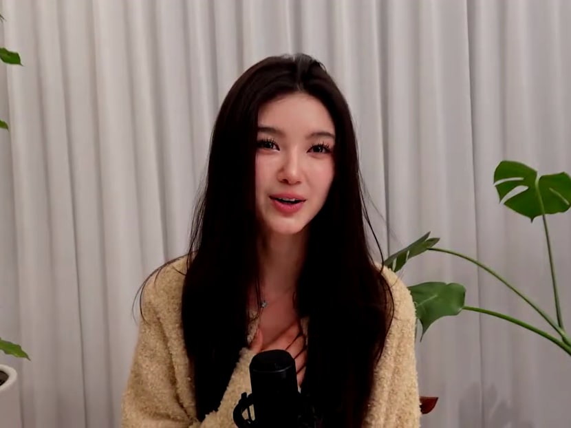 Former NewJeans member Danielle Marsh addresses fans in first ...