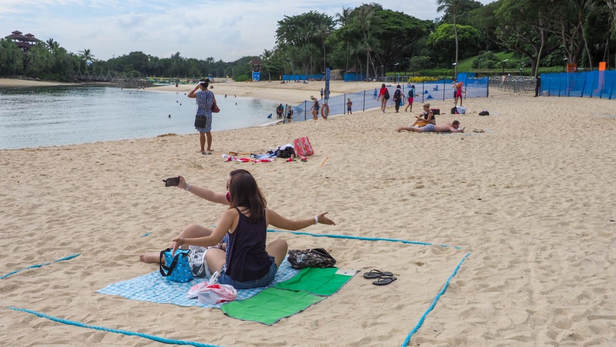 sentosa beach