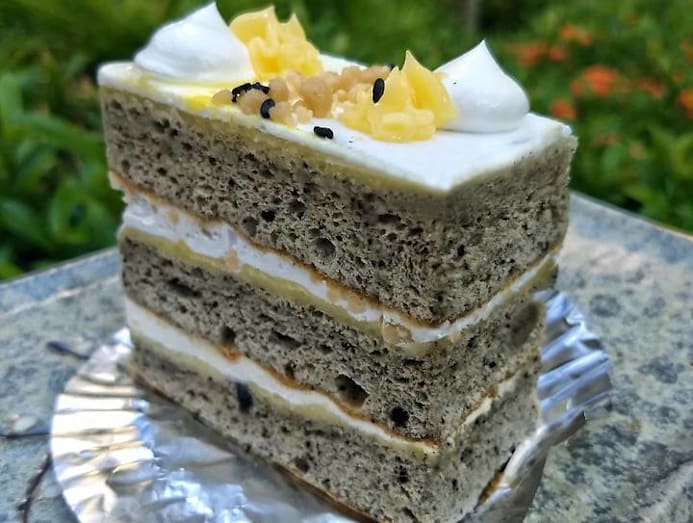 The Pine Garden's Brown Sugar Bubble Tea & White Rabbit Candy Cake ...