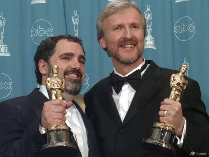 Jon Landau, Oscar-winning Titanic and Avatar producer, dies at 63 - CNA ...