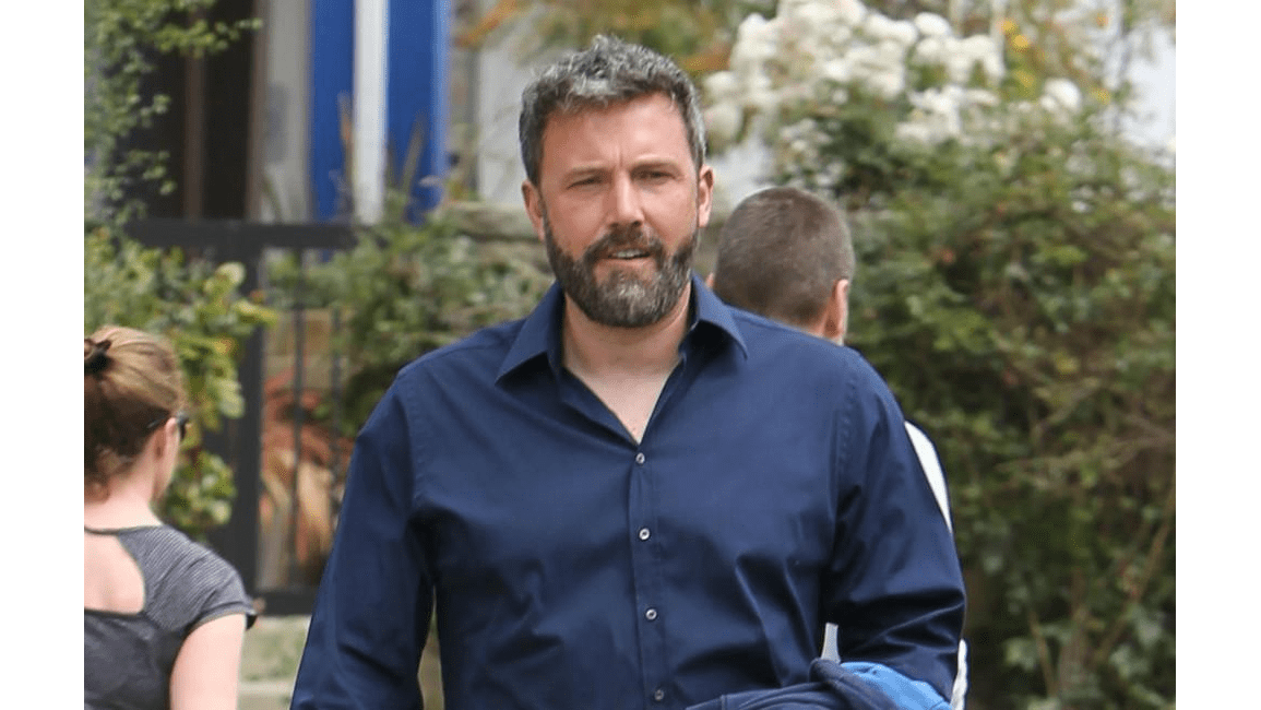 Ben Affleck happy to talk about alcoholism - 8days