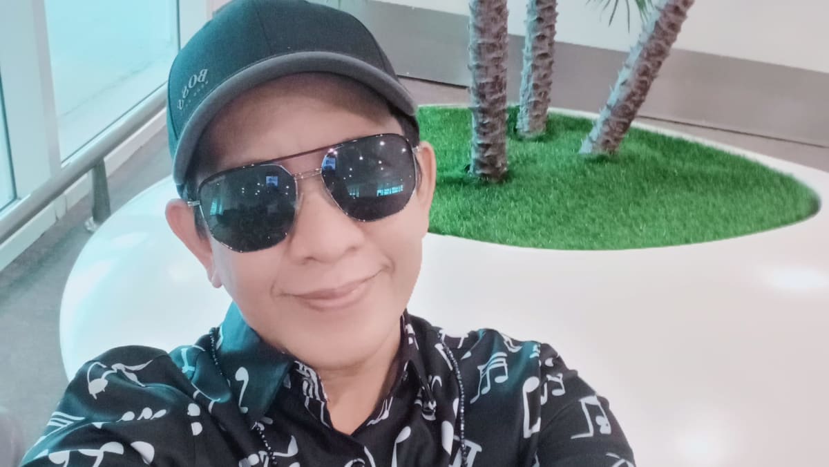 Roslan Shah mohon maaf kepada Jamal Abdillah; mahu laksanakan umrah dengan tenang - BERITA Mediacorp