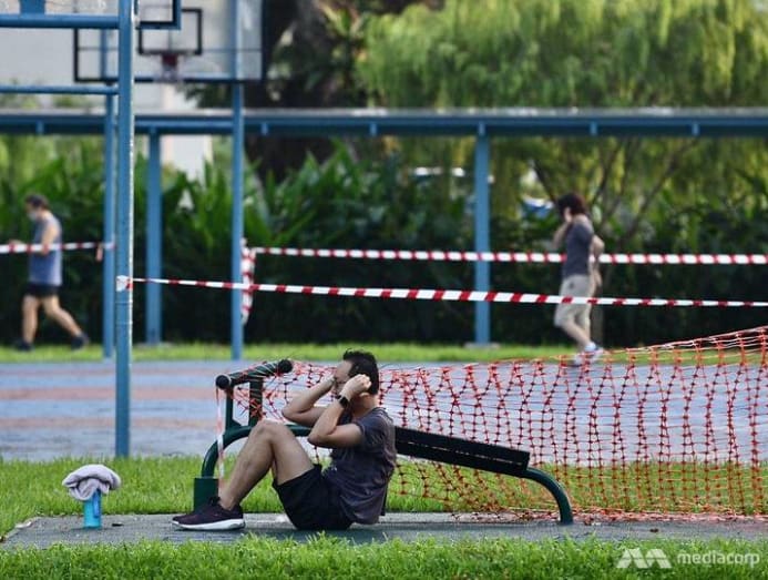 Exercising with your mask on? Fitness experts caution against pushing ...