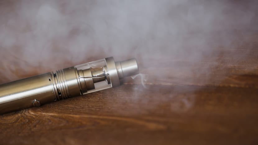 Kpod மின்-சிகரெட்டு குற்றங்கள் - 5 பேர் மீது குற்றச்சாட்டு - Seithi ...