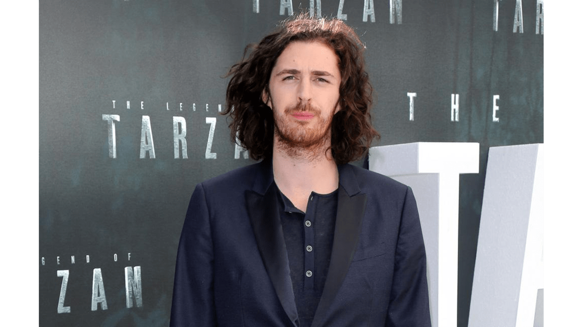 Hozier announces UK and Ireland comeback shows - 8days