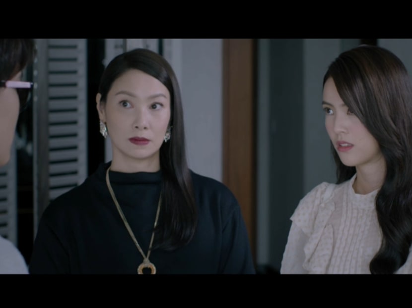 '90s Pop Singer Gina Tan Almost Said No To Playing Zhang Zetong's Mother in Slow Dancing: "Hello ...