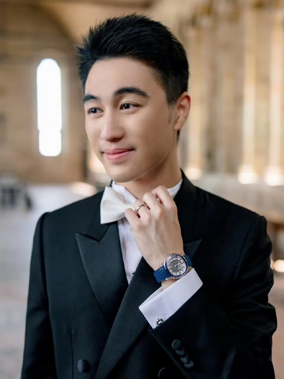 Mario Ho & Supermodel Ming Xi Finally Get Their Fairytale French ...