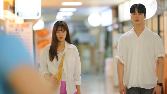 现在很美丽（第53集）：允在海隽空欢喜一场 - vibes by 8world