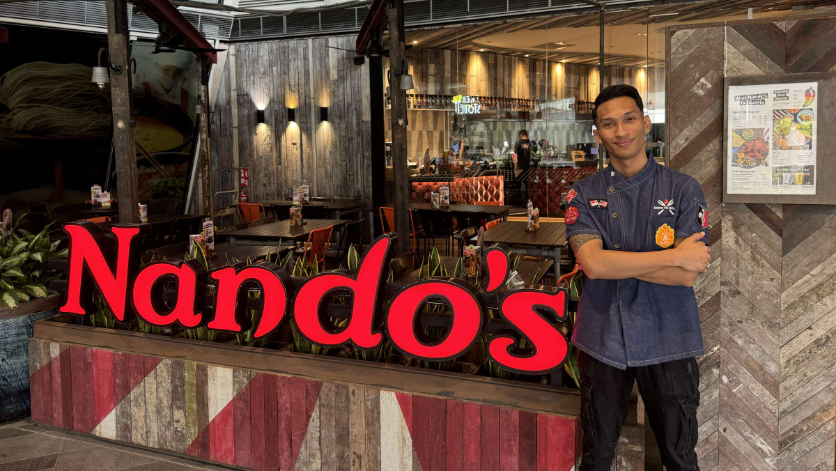 Md Akid diiktiraf sebagai 'griller' keempat terbaik Nando's pada peringkat global - BERITA Mediacorp