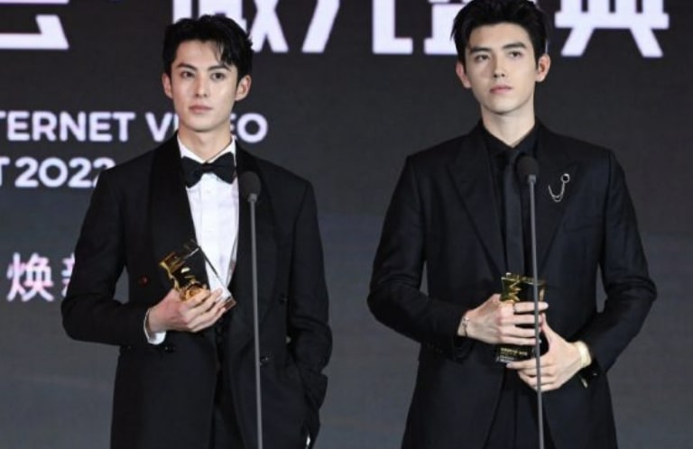China’s Blank Paper Protests Put A Damper On Weibo’s Annual Awards Show ...