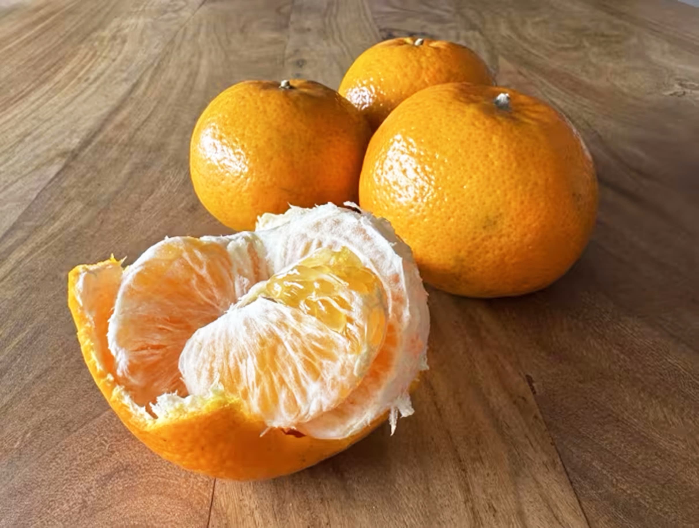 Which Ones Are Seedless & Easy To Peel? A Brief Guide To Buying ...