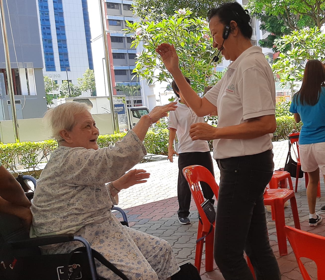 A Letter to Myself Podcast: Diagnosed with dementia in her 50s, Alison ...