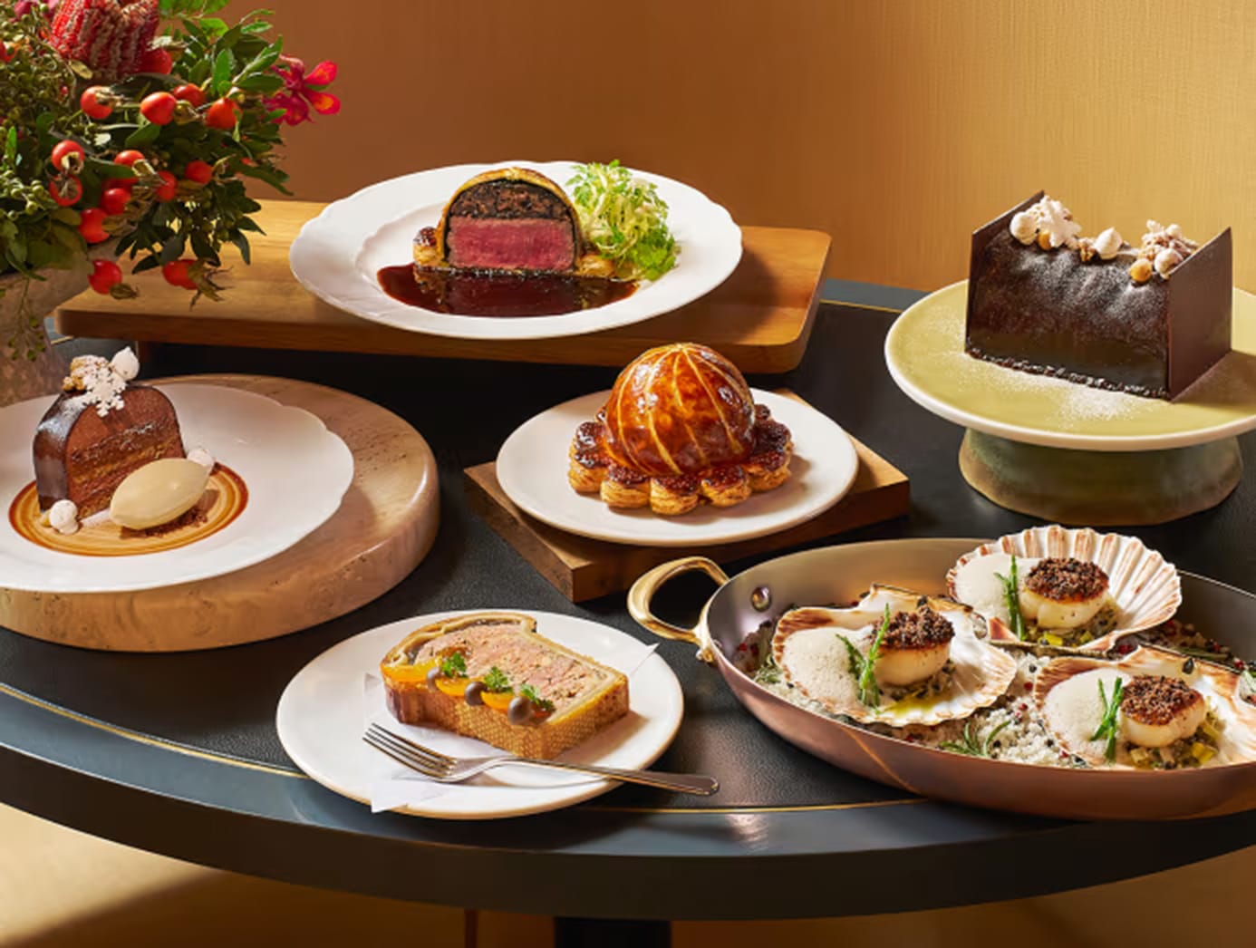 Still Haven’t Made Reservations For Christmas Lunch Or Dinner? Here’s ...